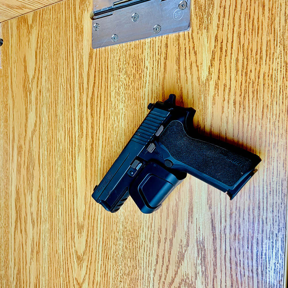 Stinger Magnetic Gun Mount with Trigger Guard Protection