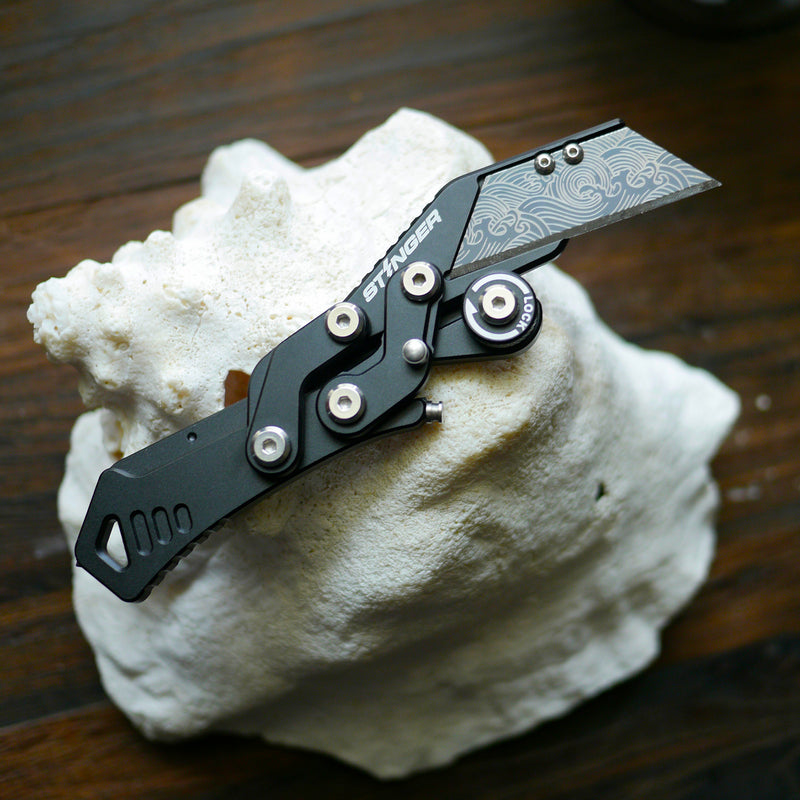 Godzilla Blade, Folding Pocket Knife, Utility Knife, Car Window Braker
