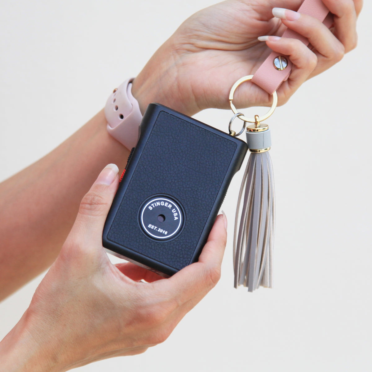 Stinger Aluminum Minimalist Wallet / Card Holder / Personal Alarm